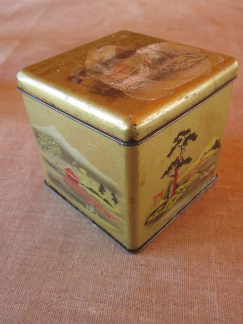 Gammel (te)boks i metall - Epla