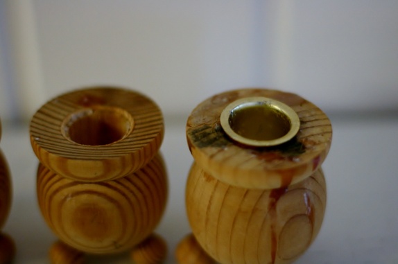 JANUARSALG! SATT NED 50% JULEPYNT: 3 stk klassiske julelysestaker i naturfarget tre - Epla