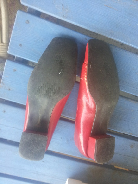 Flotte røde sko fra 70-tallet. - Epla