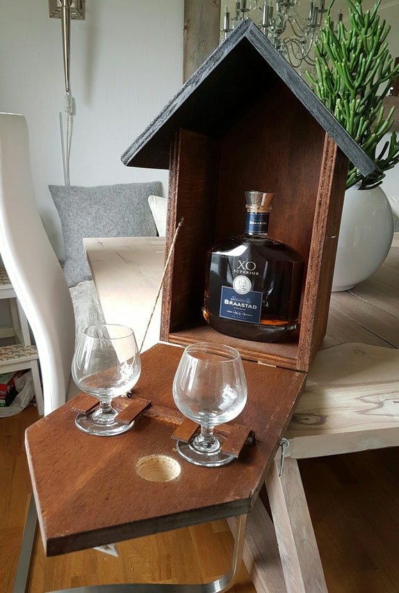 XO cognac hus fuglehus - Epla