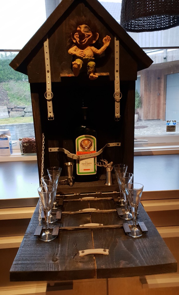 Troll bar husbar. - Epla