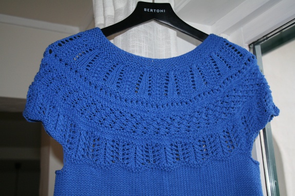 Strikket topp til dame - Epla