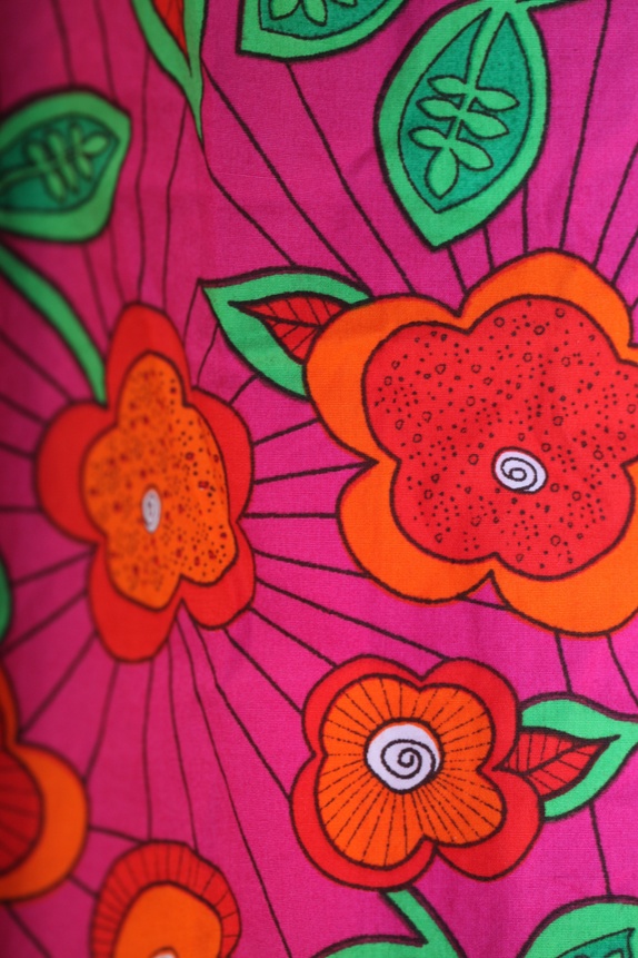 Fargerik barnekjole 8-9 år FRI FRAKT! - Epla