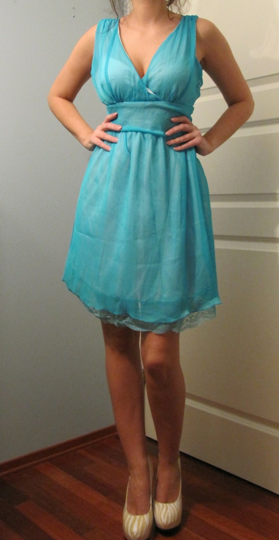 Nydelig turkis kjole - Epla