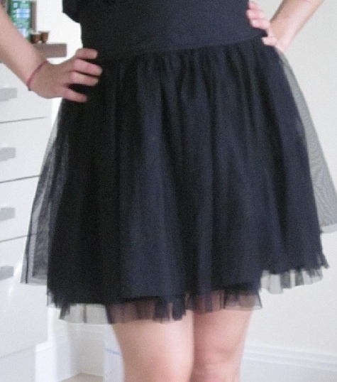 Sort tyllskjørt - Epla