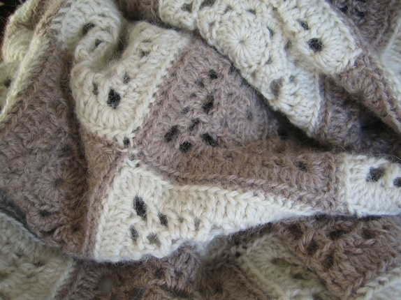 Deilig babyteppe i alpakka (Sponset: Hele kjøpesummen til UNICEF) - Epla