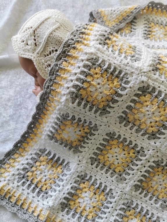 Koseteppe i nydelig mønster - Epla