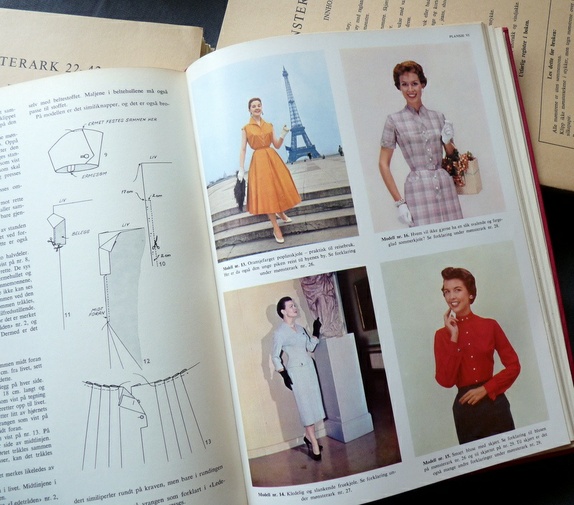 42 mønster fra 1950 tallet og sybok i koffert- Den store syboken - Ella ...