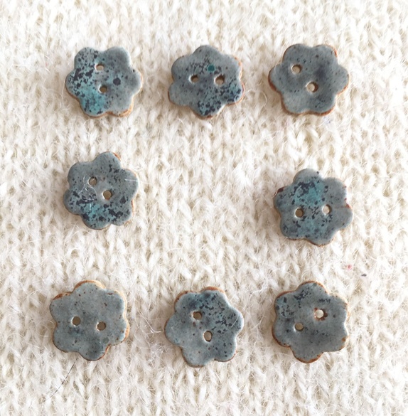 Blomsterknapper kobbergrønn - Epla