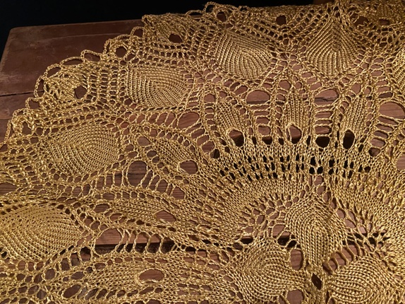 Vintage, strikket rund duk - Epla