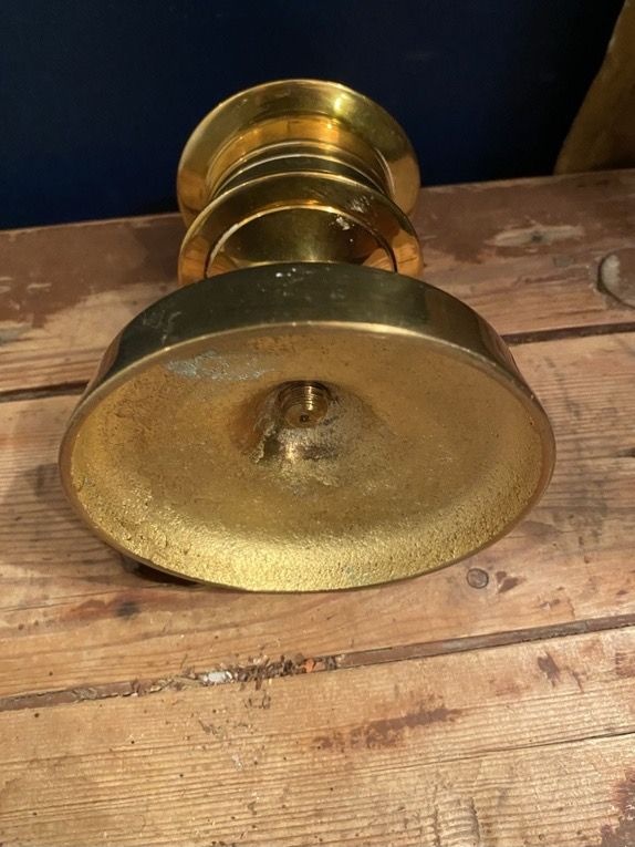 Messing lysestake, Nesjane brukskunst - Epla