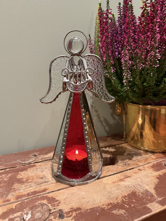 Nydelig engel i glass og stål - Epla