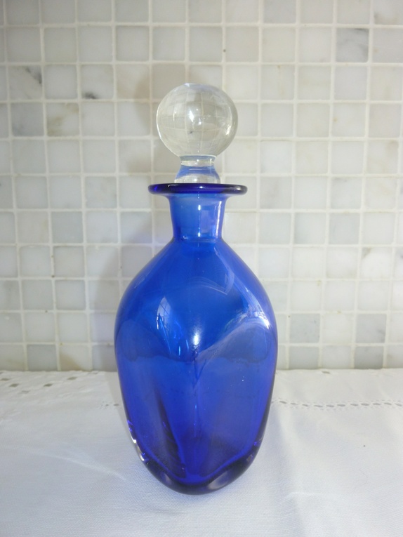 Blå glassflaske med glasskork - Epla