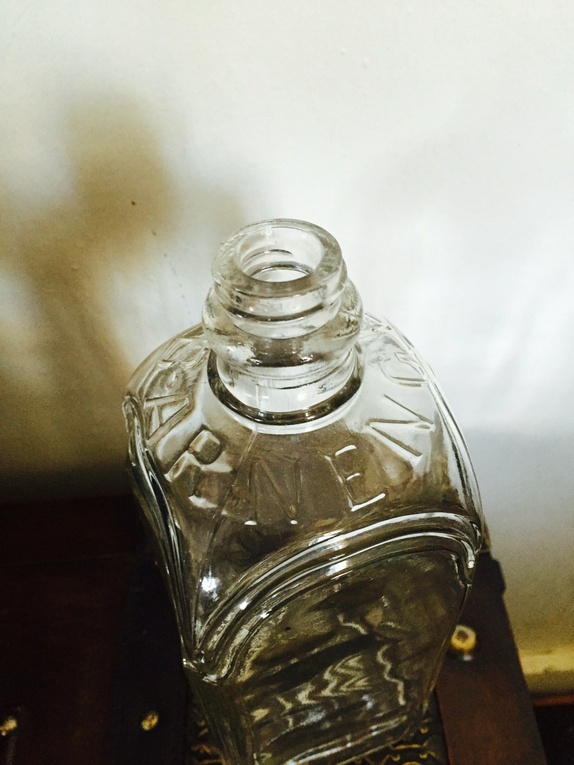 * Dekorativ gammel barnengen glassflaske - Epla