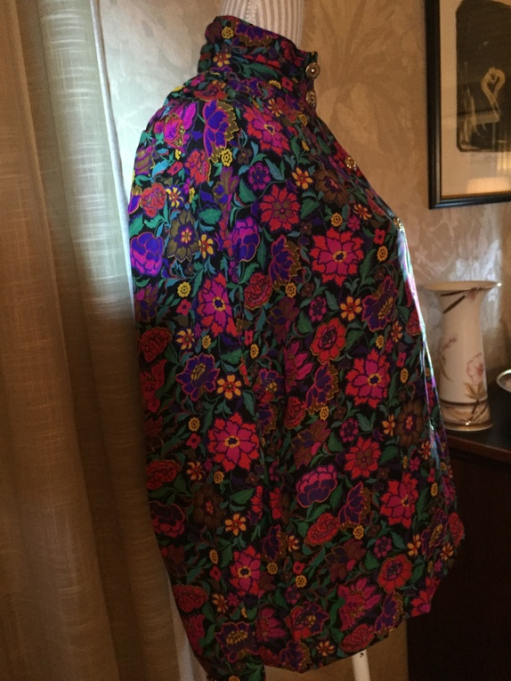 -50% Blomstrete silkebluse, str 42 - Epla