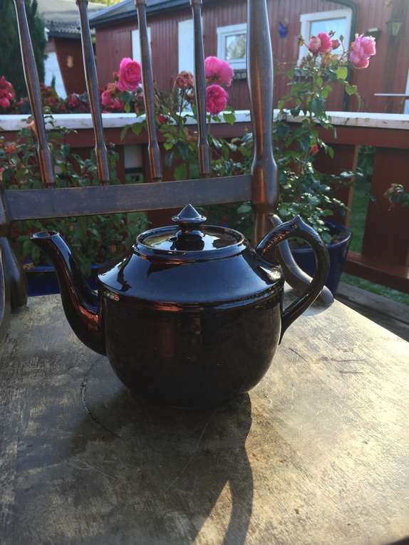 **Retro tekanne i brunt - Epla