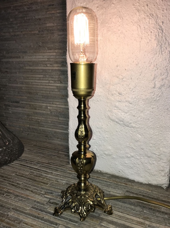 Flott messinglampe - Epla