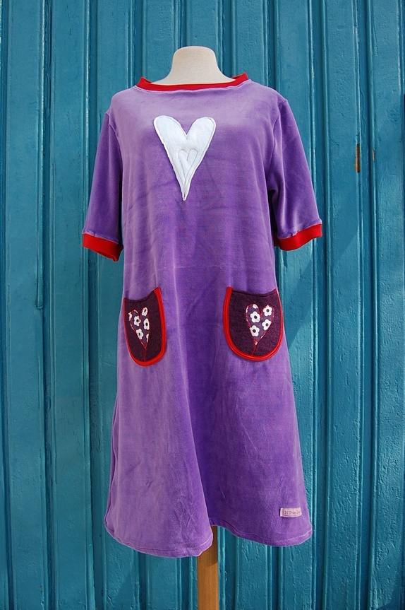 Hjertekjole i lilla velour! - Epla