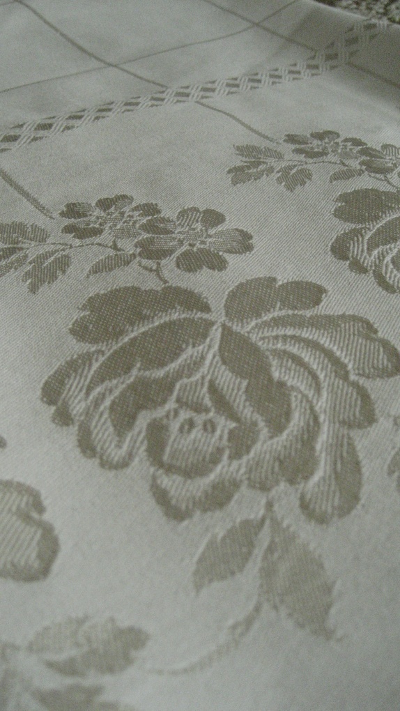 "Sober&Shiny" duk - Epla