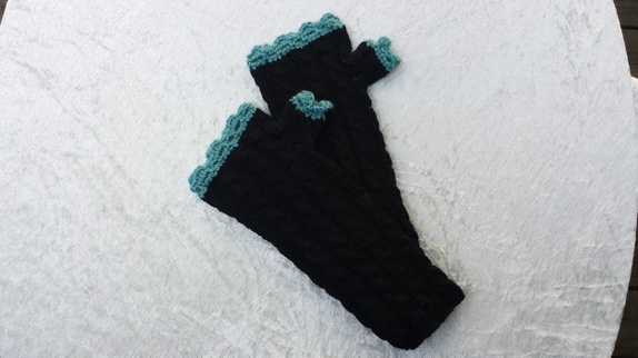 Pulsvanter med flettemønster - Epla