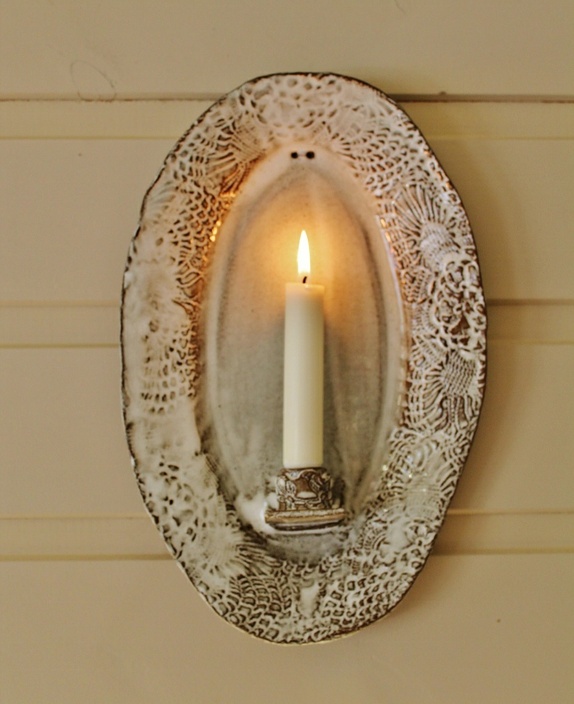 Veggfat av keramikk med lysholder, hvit - Epla