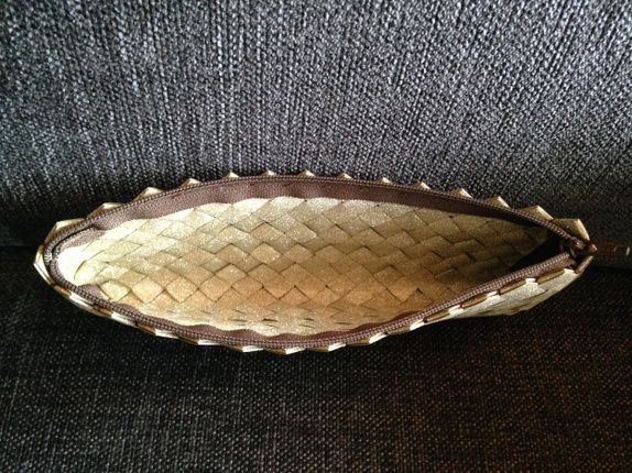 Veske i meksikansk fletting - glitter/gull - Epla