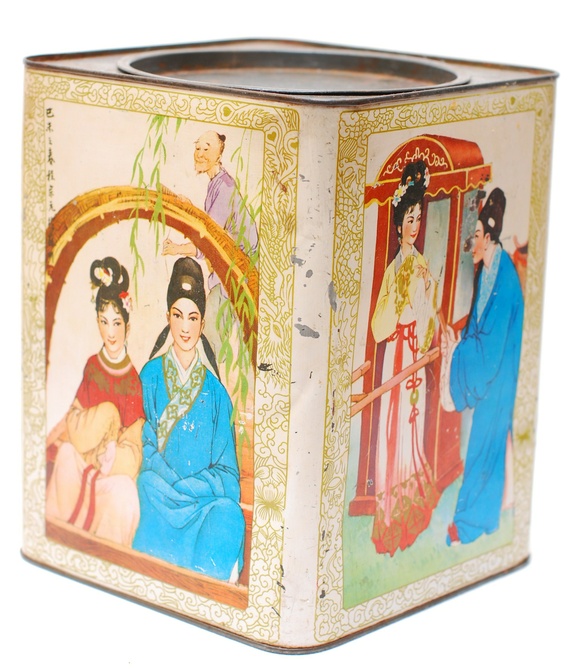 Gammel kinesisk kjeksboks med kinesisk tegninger - Epla