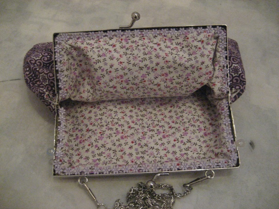 Lilla veske med perler - Epla