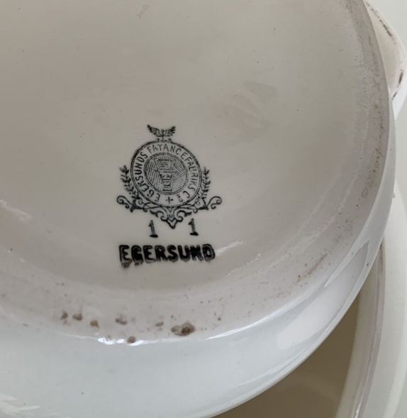 Vaskevannsfat m/mugge fra Egersund - Epla