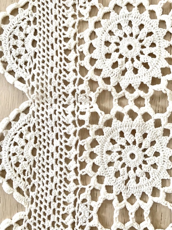 Flott heklet duk - Epla