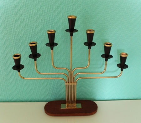 Syvarmet lysestake med teak - Epla