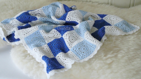 Vognteppe i blått og hvitt (60 x 85 cm) - Epla