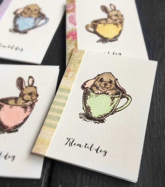 Kanin i tekopp - 4 små kort - Epla