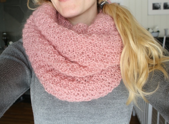 Strikket hals - rosa - Epla