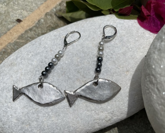 Ørepynt med fisk - Epla