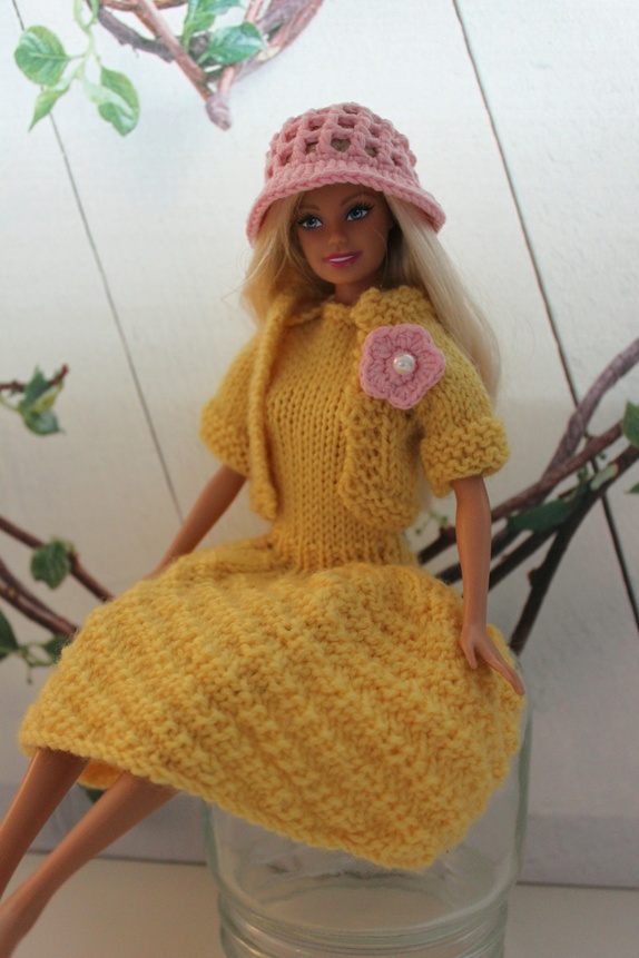 Barbie dukke klær - 3 plagg - Epla