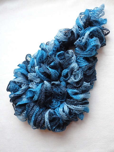 Ny pris!!! Pris før: 99, nå: 69 NOK. Skjerf - Epla