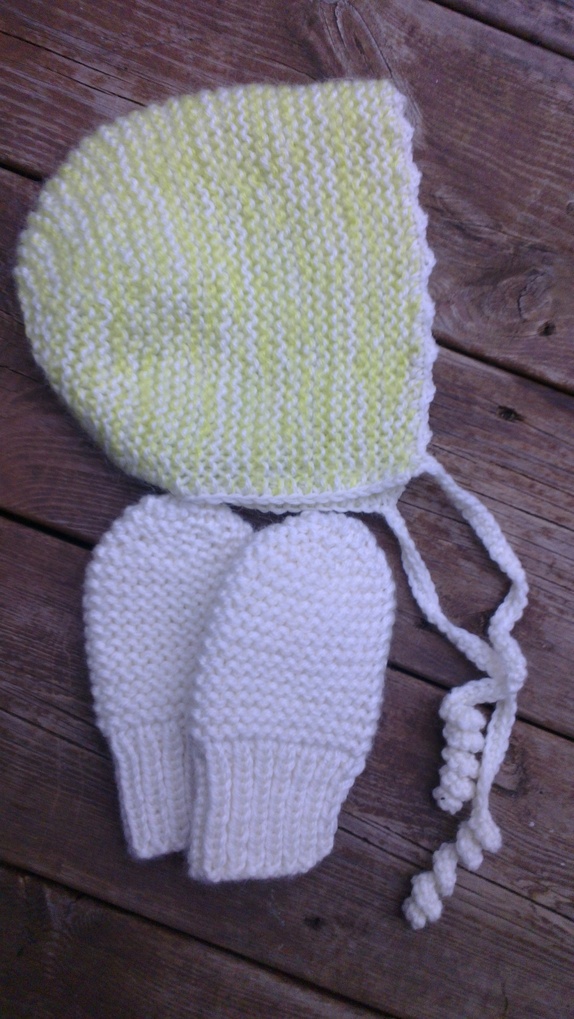 Myk babylue og votter. - Epla