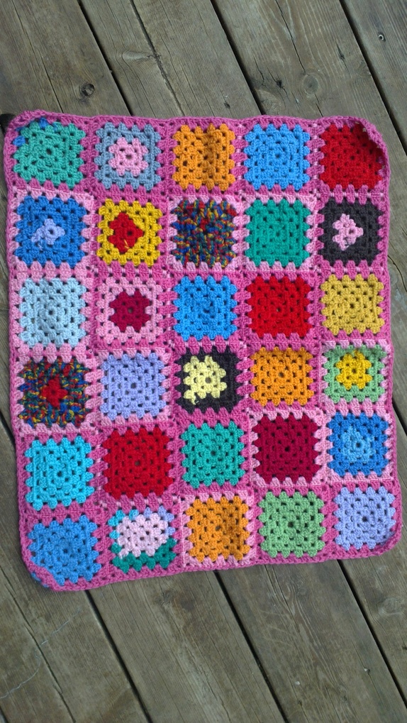 Teppe til dukkevognen. - Epla