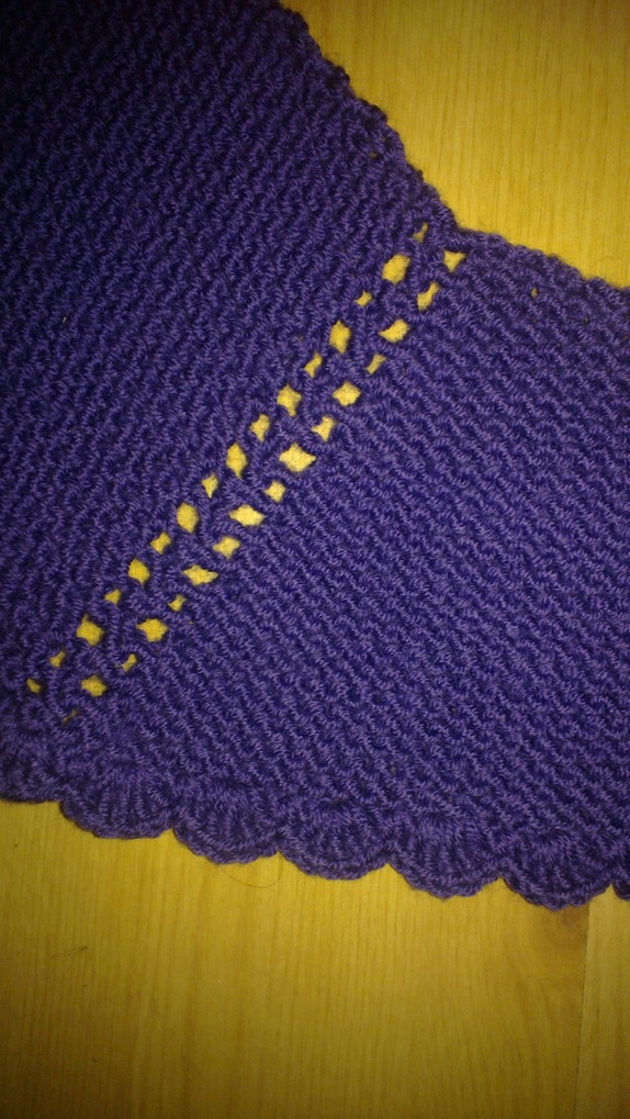 Lilla skjerf / sjal. - Epla