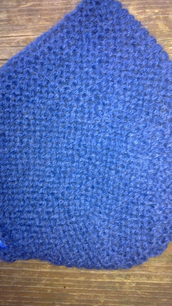 Myk babylue i alpakkagarn. - Epla