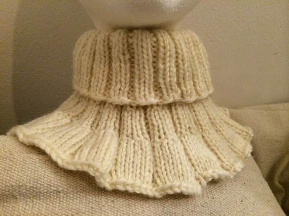 Naturhvit hals. - Epla