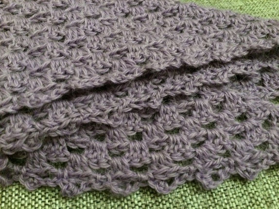 Lilla skjerf / sjal. - Epla