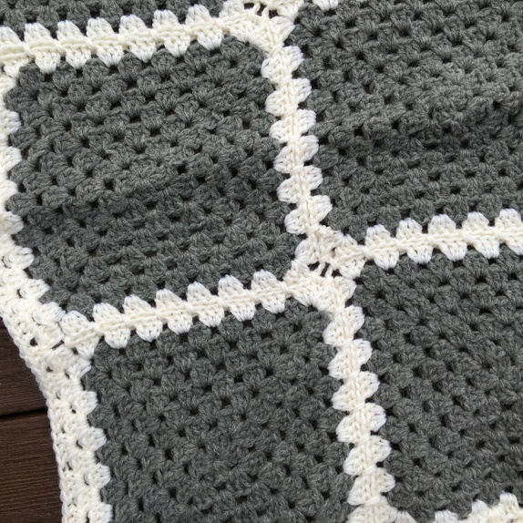 Hekla babyteppe - Epla