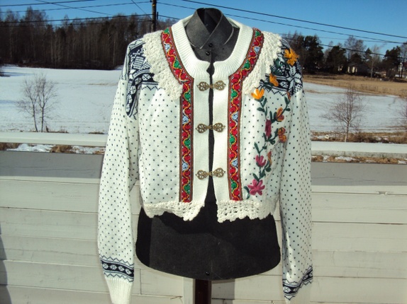 Strikket kofte str m-l - Epla