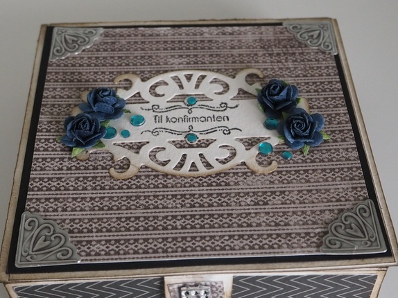 Gaveeske, konfirmasjon. - Epla