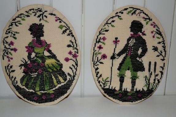 2 Vakre gamle broderi , vintage romantikk - Epla
