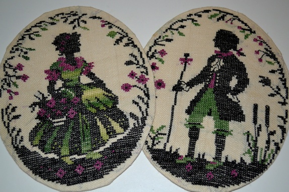 2 Vakre gamle broderi , vintage romantikk - Epla