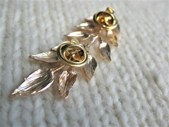 Gullblader, pin - Epla