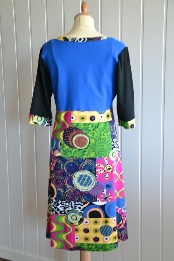 Fargerik kjole str. 40 - Epla